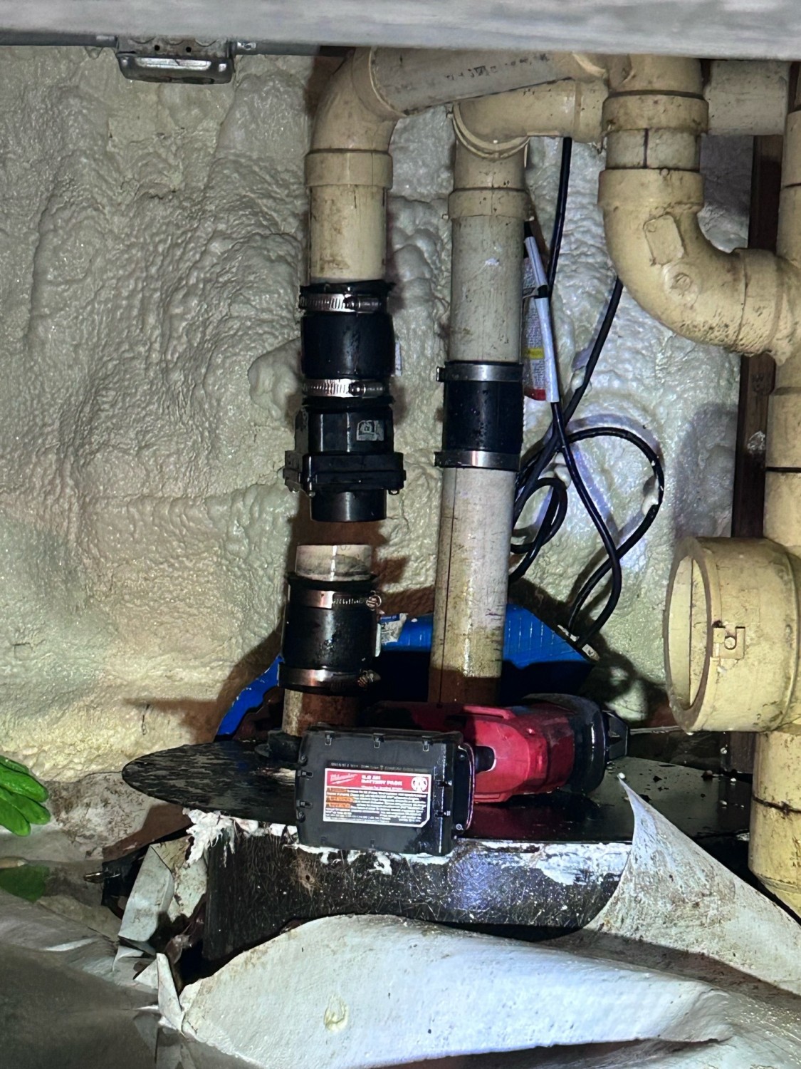What Should I Do if I Have a Burst Pipe? - Vertical Plumbing